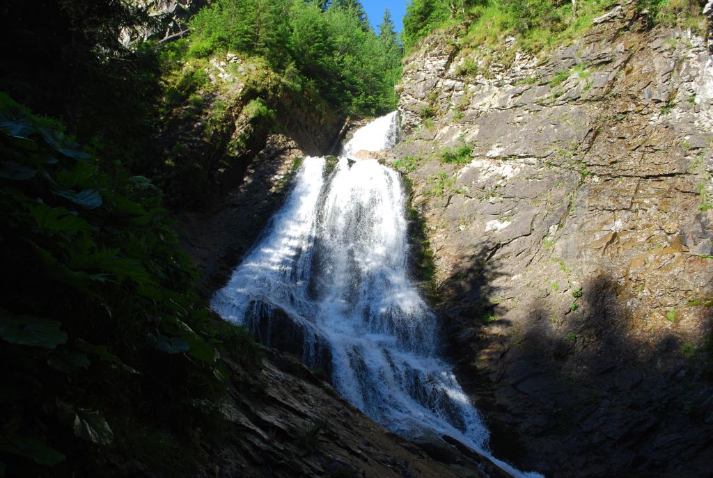 Cascada Rachitele (Valul Miresei), judetul Cluj, Romania – Turist prin ...