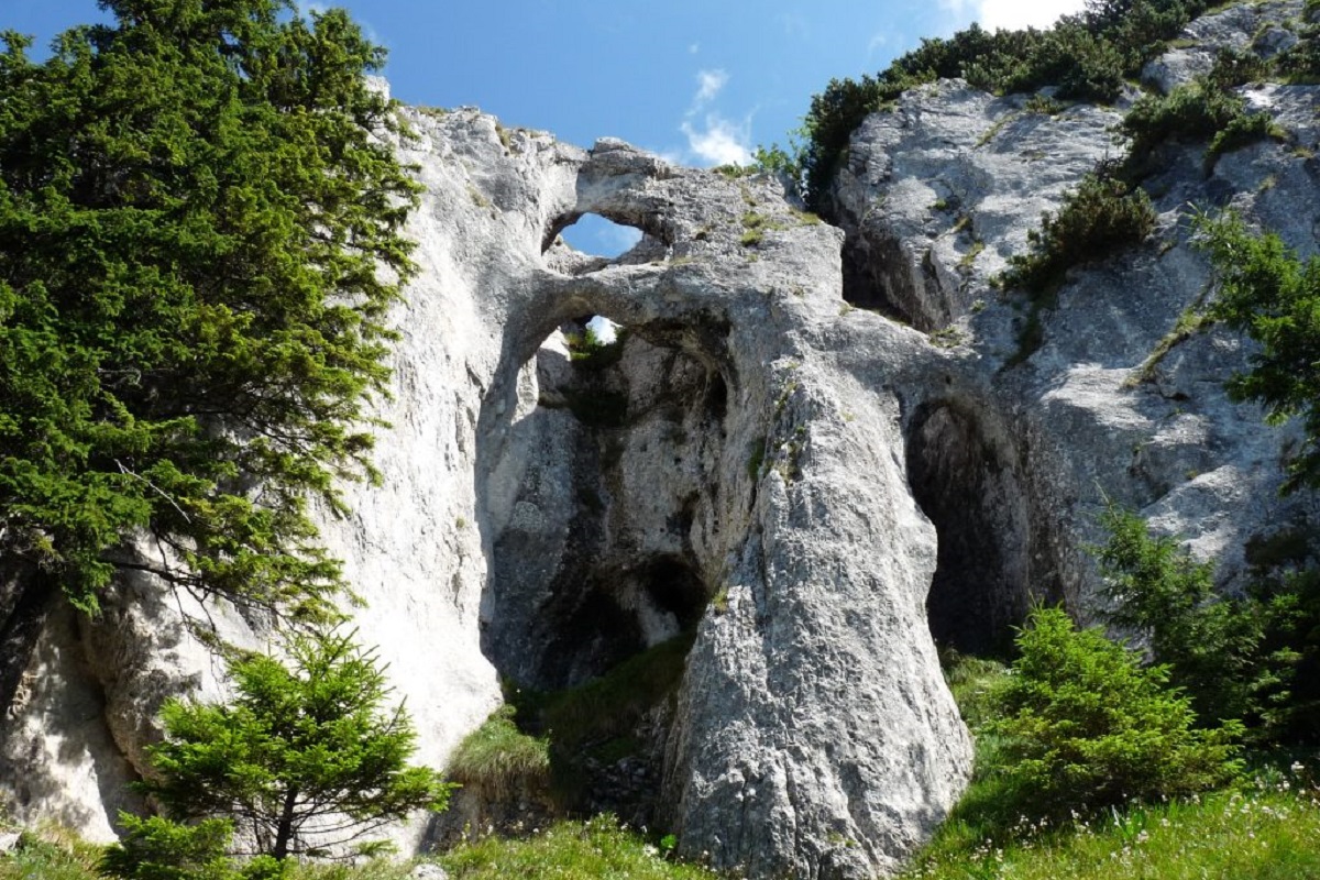 3 atracții mai puțin cunoscute din județul Brașov – Turist prin Romania